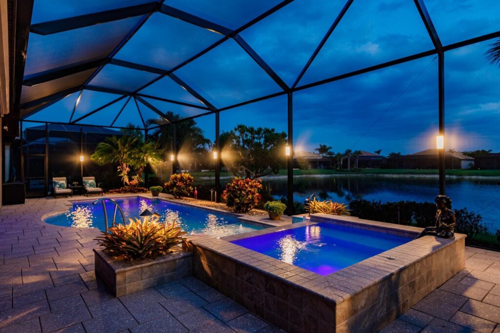 Palm Beach Lighting | Lanai Lights | Outdoor LED Lighting
